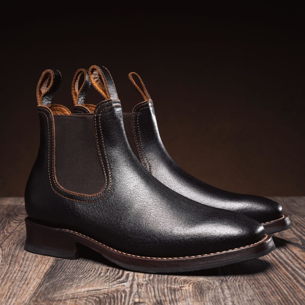 Men’s Journeyman Boot In Brown ‘Cacao’ Roughout Leather - Thursday